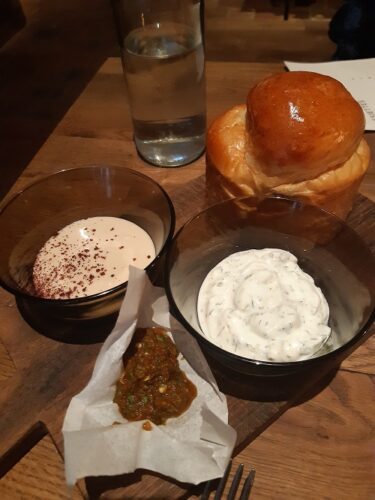 [Test restaurant] Shana : Toute la convivialité de Jérusalem à Paris